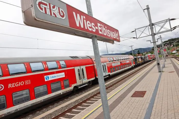 Nach 165 Jahren: Elektrische Züge der GKB fahren ab sofort auf der Linie S6